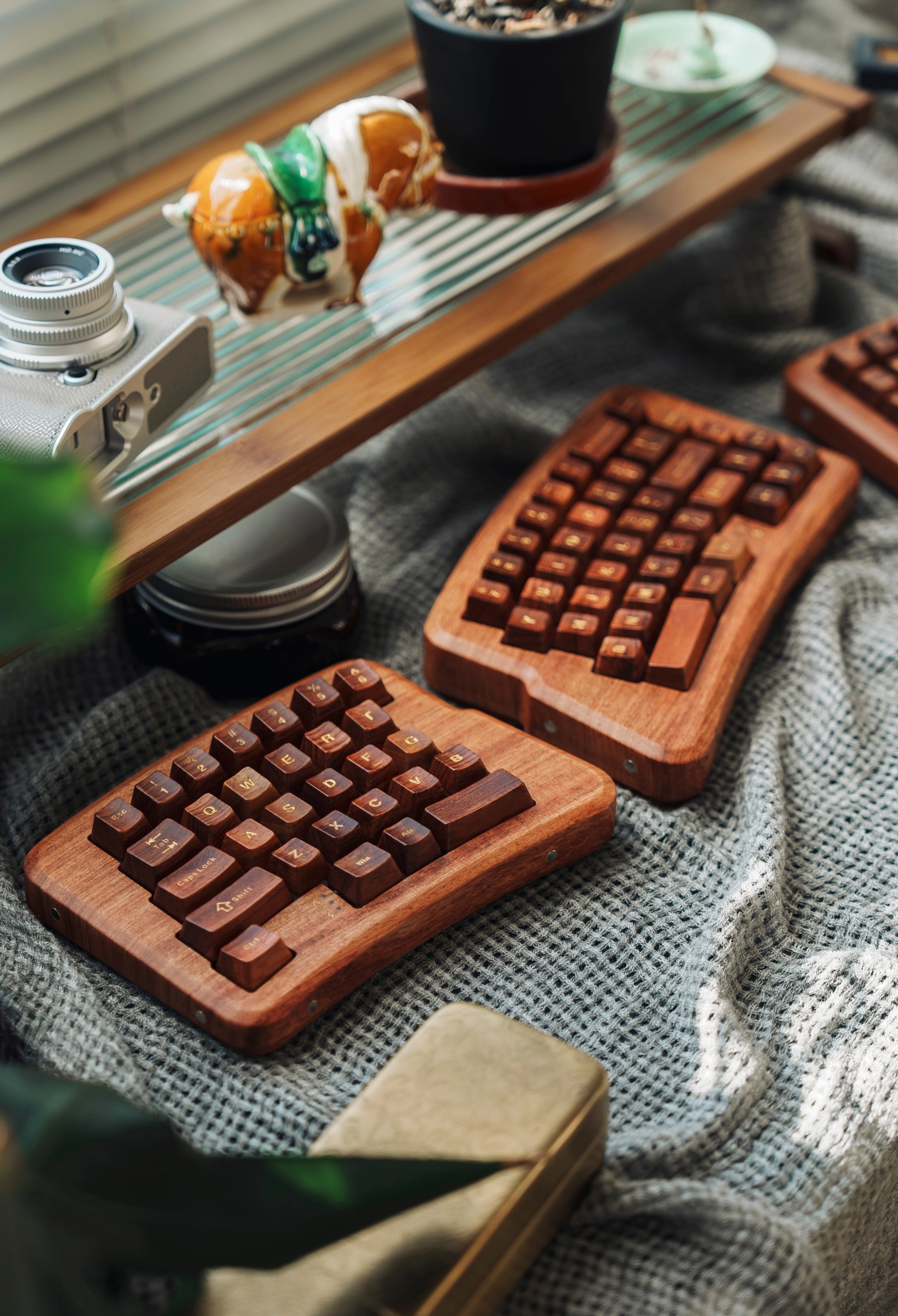 DigAura | Custom Mechanical Keyboards and Keycaps Manufacturer